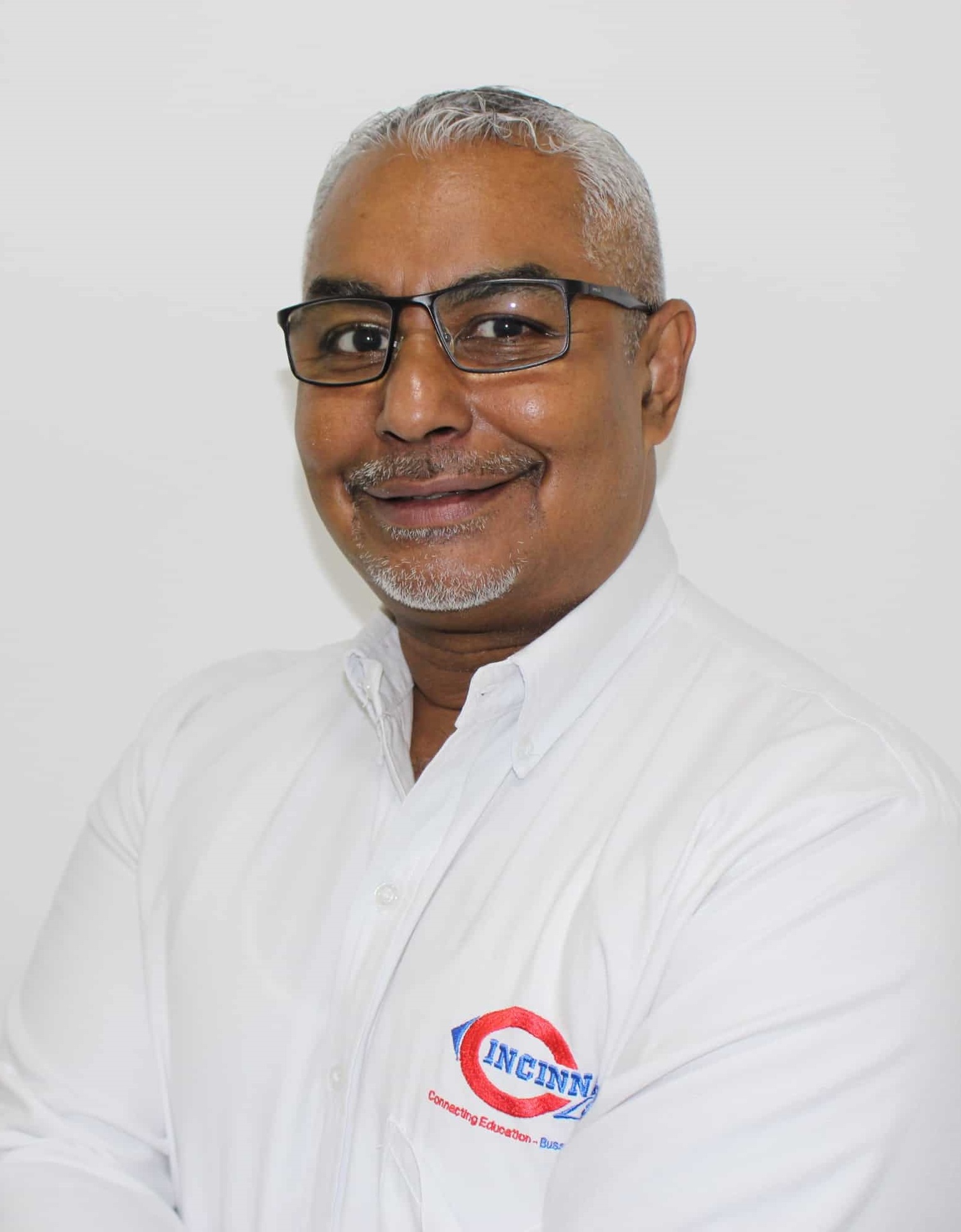 Nosotros | Cincinnati Lingua